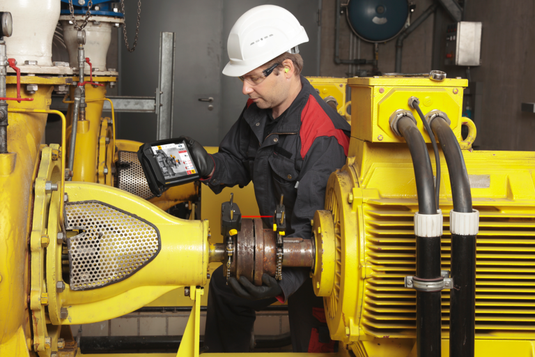 Fluke-831 ROW Laser Shaft Alignment Tool - Specs, Features, Price 2024